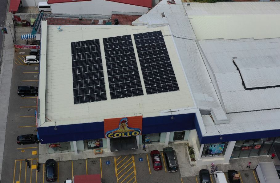 Tienda produce el 50% de su energía eléctrica a través de paneles ...