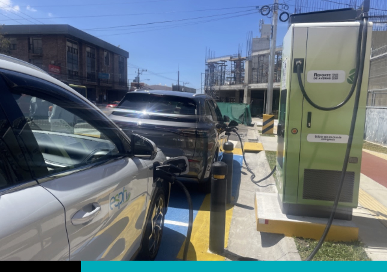 Heredia inaugura su primera electrolinera pública - aDiarioCR.com