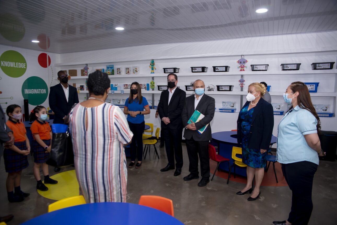 Empresa dona laboratorios STEM a Colegio Técnico CIT - aDiarioCR.com ...