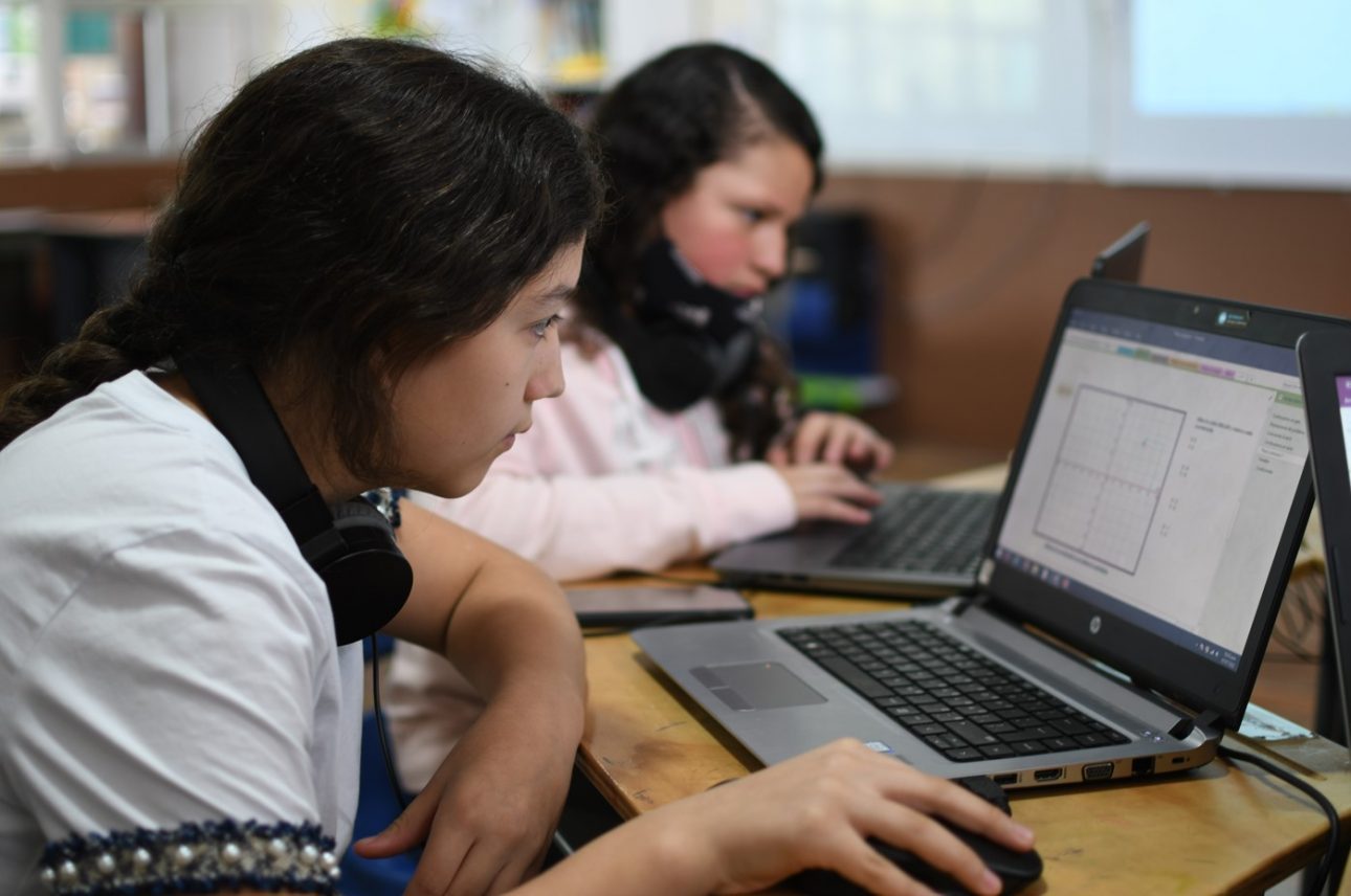 Estudiantes aprovechan vacaciones aprendiendo a programar | aDiarioCR.com