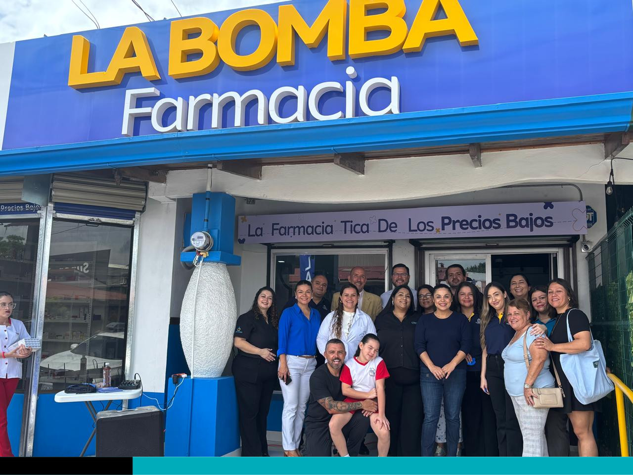 Farmacias La Bomba ahora crece mediante franquicias - aDiarioCR.com ...