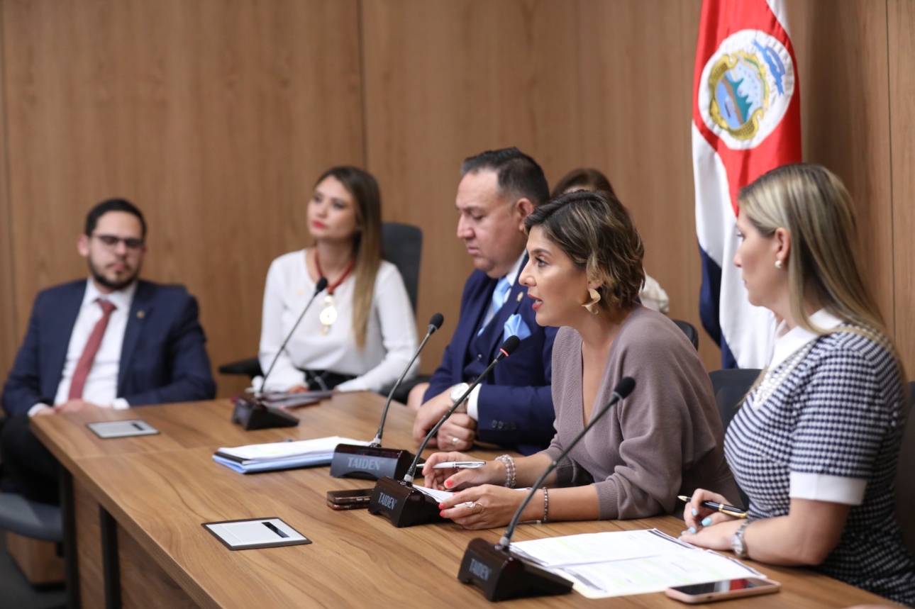 Fracción del PUSC plantea soluciones para contrarrestar el desempleo ...