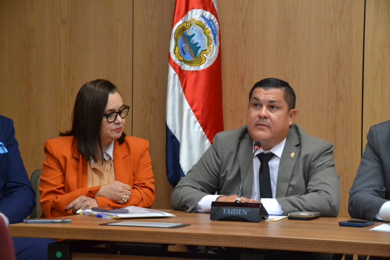 Socialcristianos se oponen a proyecto que pretende unificar ...