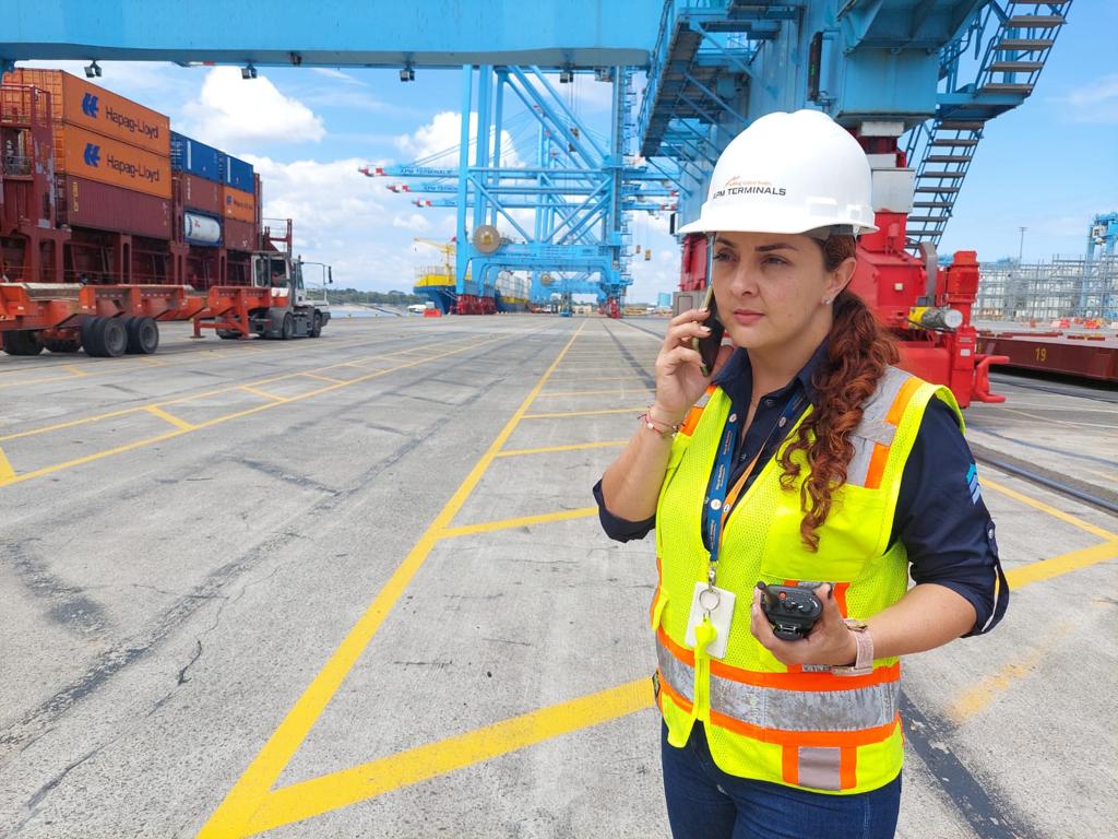 Primera Gerente de Turno de APM Terminals Latinoamérica está en Costa ...